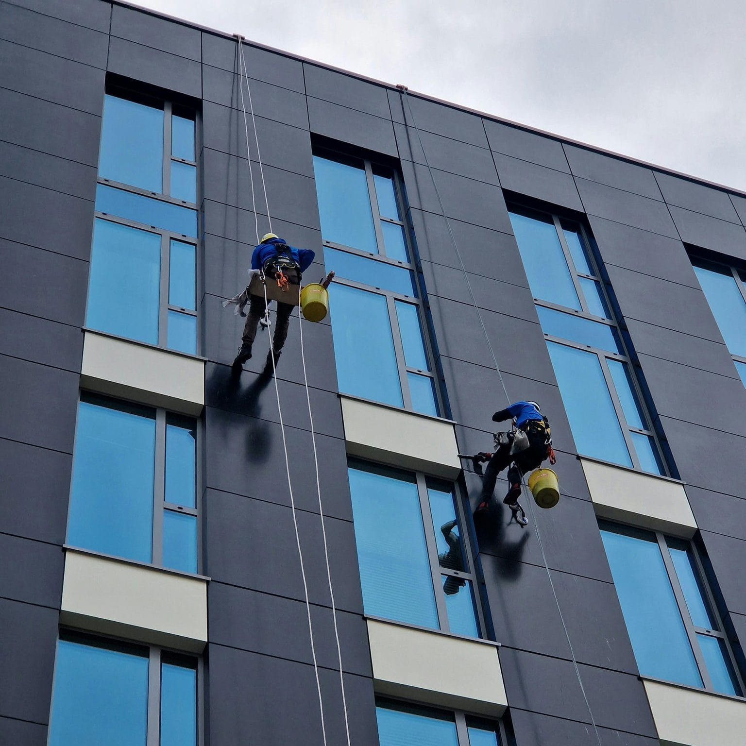 ABSEILING SERVICES | ERNSHAW PROPERTY MAINTENANCE LTD